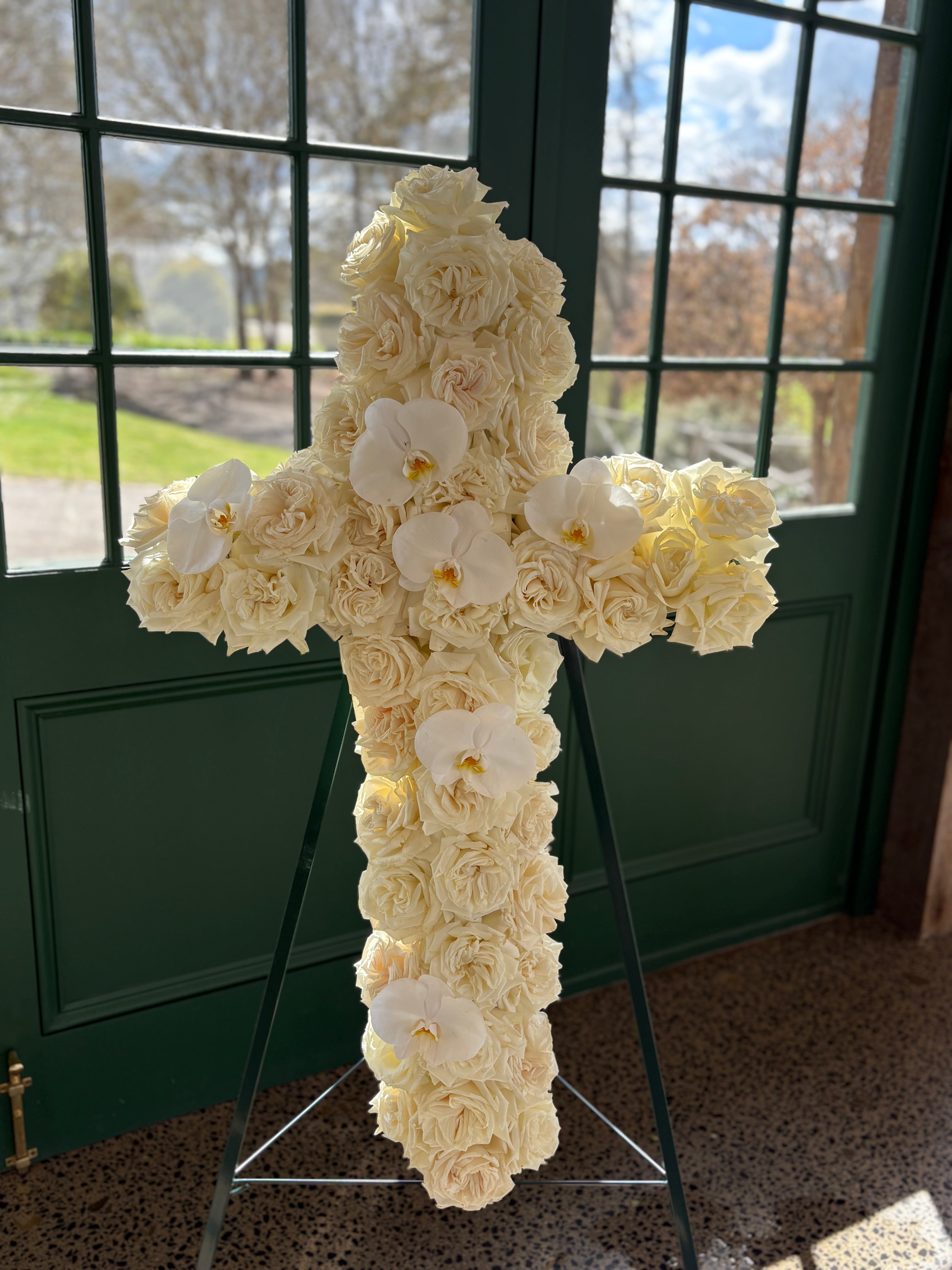 White Rose Cross – Maple and Moss